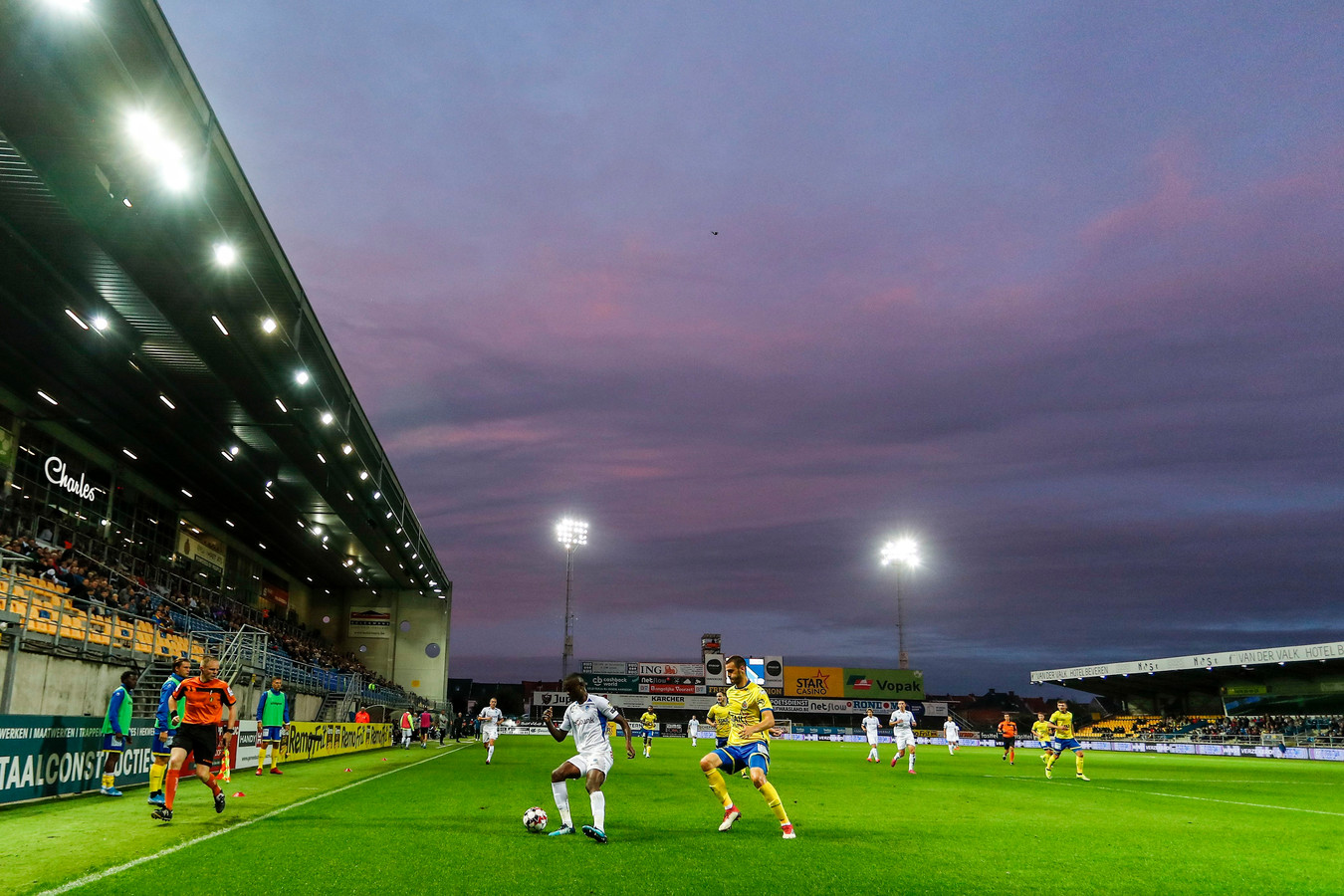 Het Waasland van acteur Peter Thyssen: “De vorige maansverduistering ...