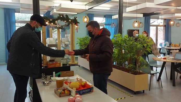 Group Joos verlengt financiële steun aan armoedevereniging 'T ANtWOORD ...