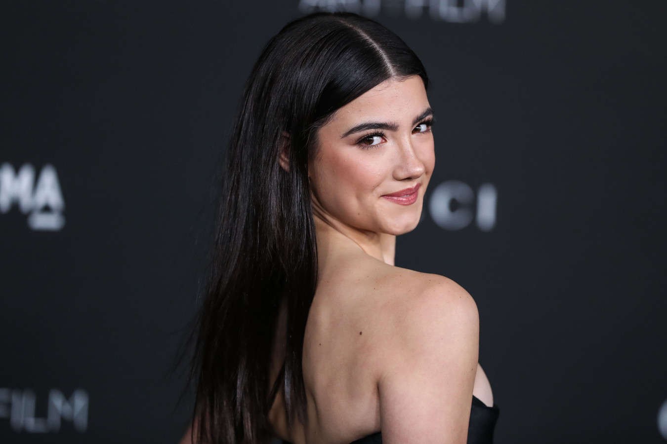 17-jarige Charli D’Amelio nu al best verdienende TikTok-ster: 15 ...