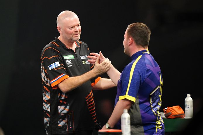 Luke Littler negeert berichtje van zijn ‘idool’ Van Barneveld, en die ...