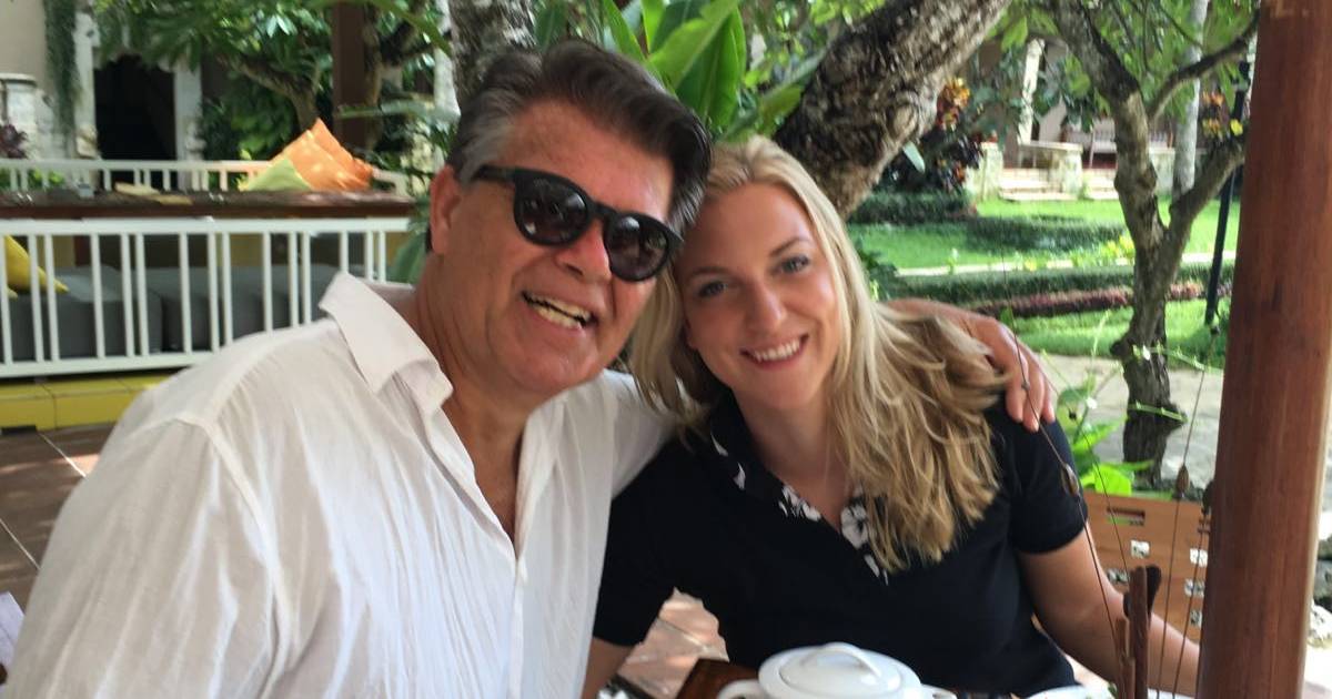 Emile Ratelband (68) en 41 jaar jongere Brabantse Linda uit elkaar ...