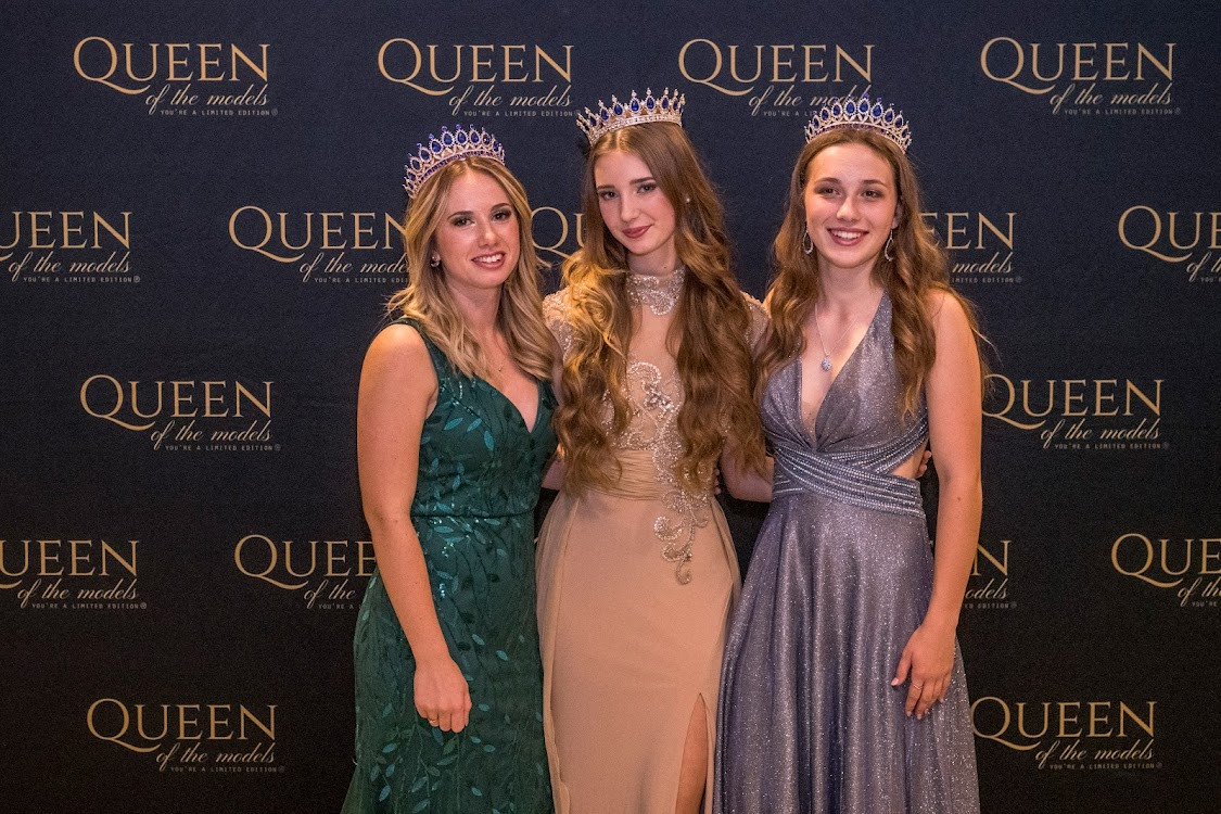 Kyara (20) behaalt derde plaats in wedstrijd ‘Queen of Models ...