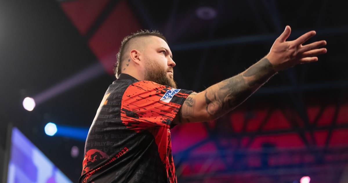 Michael Smith verklapt droomfinale op WK: ‘Van Gerwen was de eerste die ...