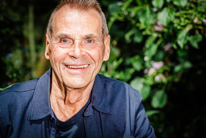 Het enerverende leven van Joop Oonk die ooit André Hazes uit het slop ...