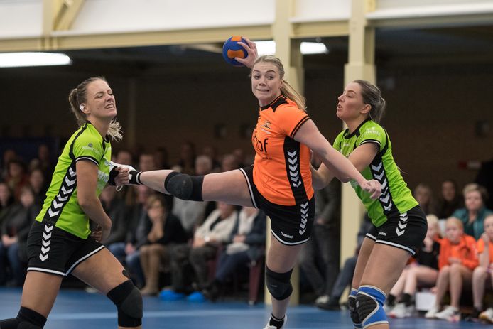 Handbaloverzicht: Punt voor Lettele na bizarre ontknoping, Voorwaarts ...