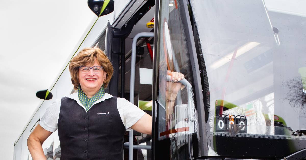 Transgender Janny, voorheen Jan, is terug op de bus | Hoeksche Waard ...
