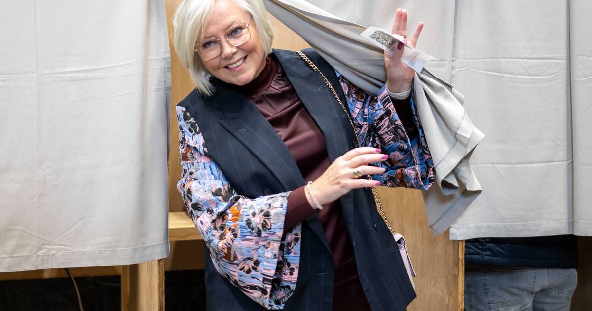 Burgemeester Leen Dierick heeft gestemd in Dendermonde: “Trots op hoe ...