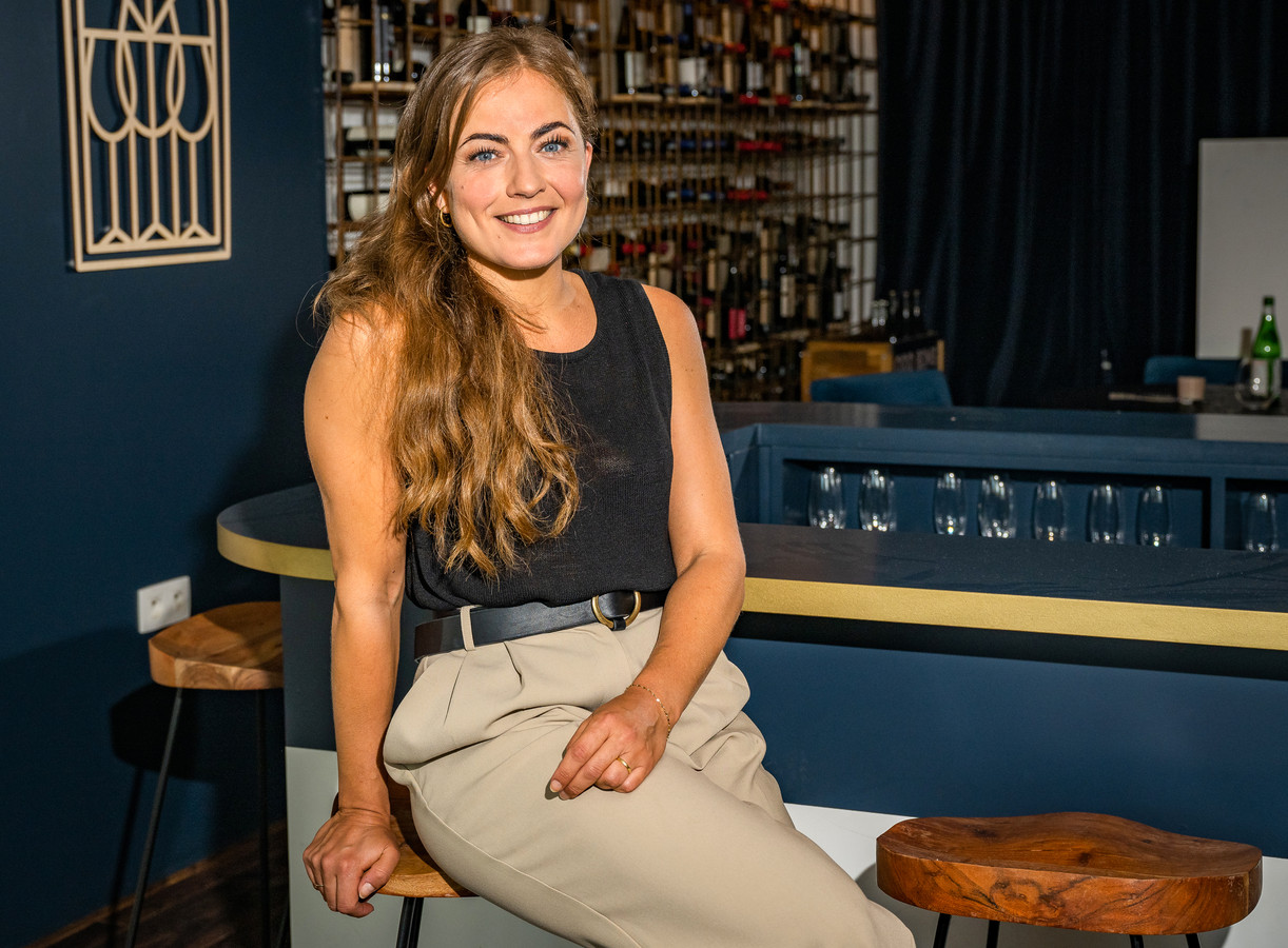 Frances Lefebure acteerde samen met ‘onherkenbare’ Johny Voners in ...