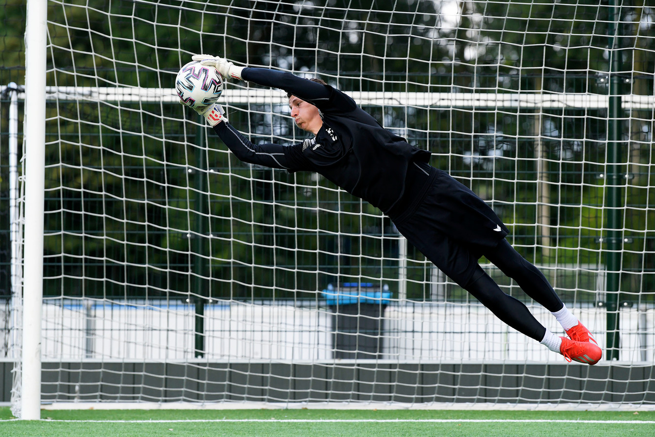 Keeper Joris Moesman verloor te vroeg geboren zoontjes Pim en Max: ‘We ...