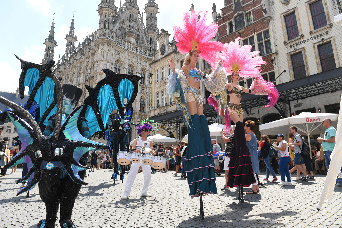 FOTOREPORTAGE: 34ste editie van De Langste Dag in Leuven | Foto | hln.be