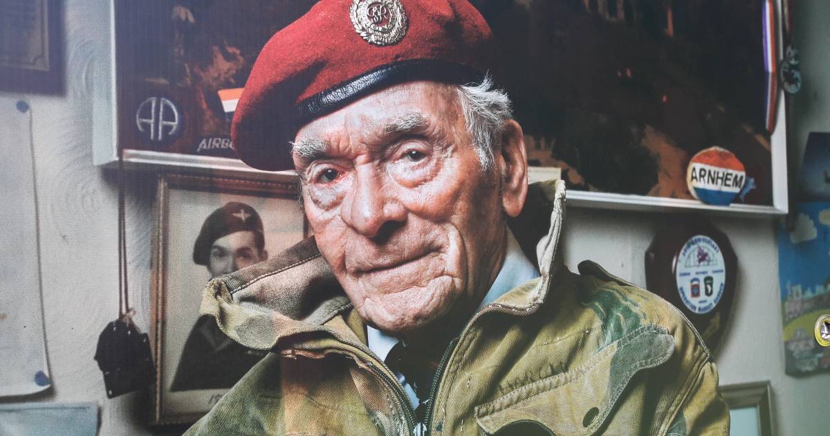 Tom Hicks terug naar de plek waar hij in de oorlog landde: Golfbaan ...