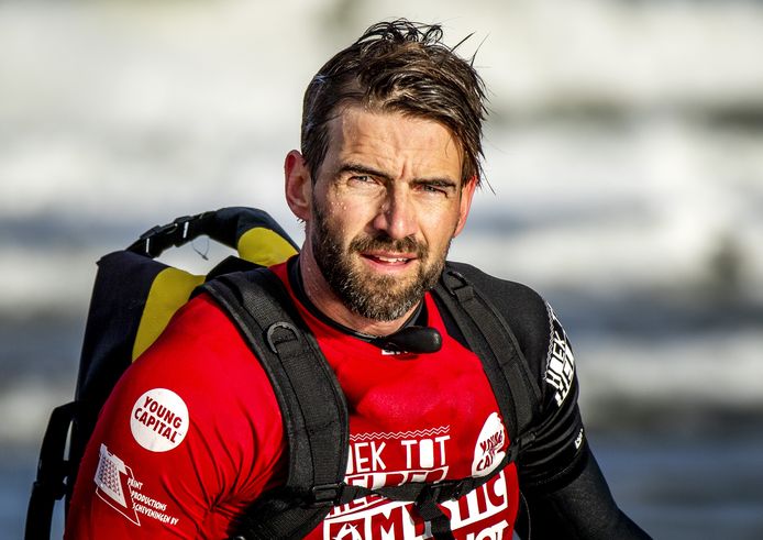 Oud-schaatskampioen Mark vertelt paar duizend burgemeesters en ...