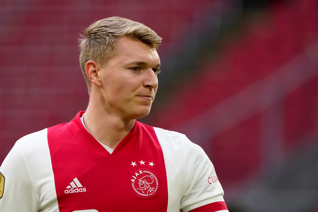 Perr Schuurs verlengt contract bij Ajax tot medio 2025 | Foto | AD.nl