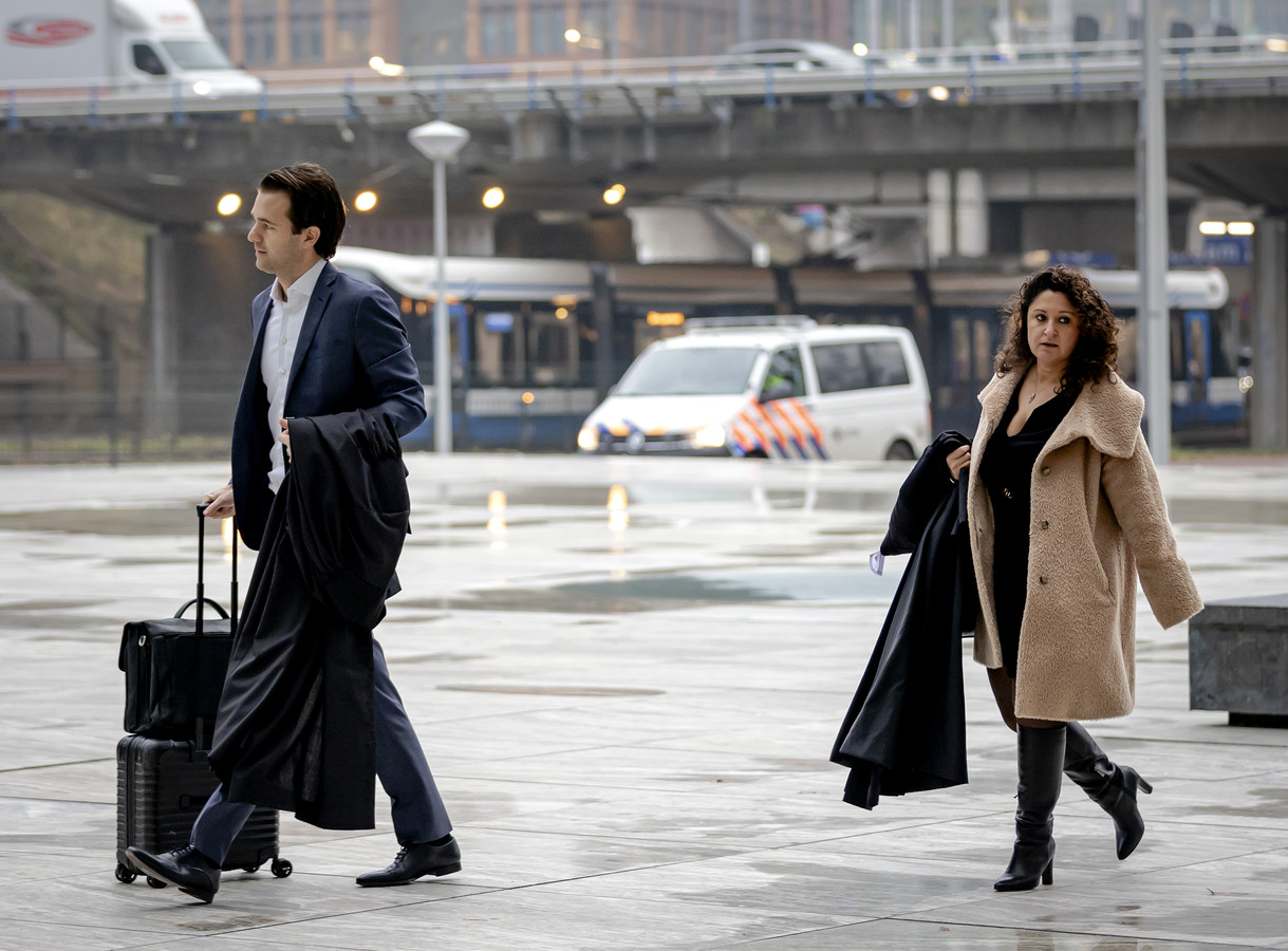 Verdachte moord Peter R. de Vries blijft in de cel | Foto | hln.be