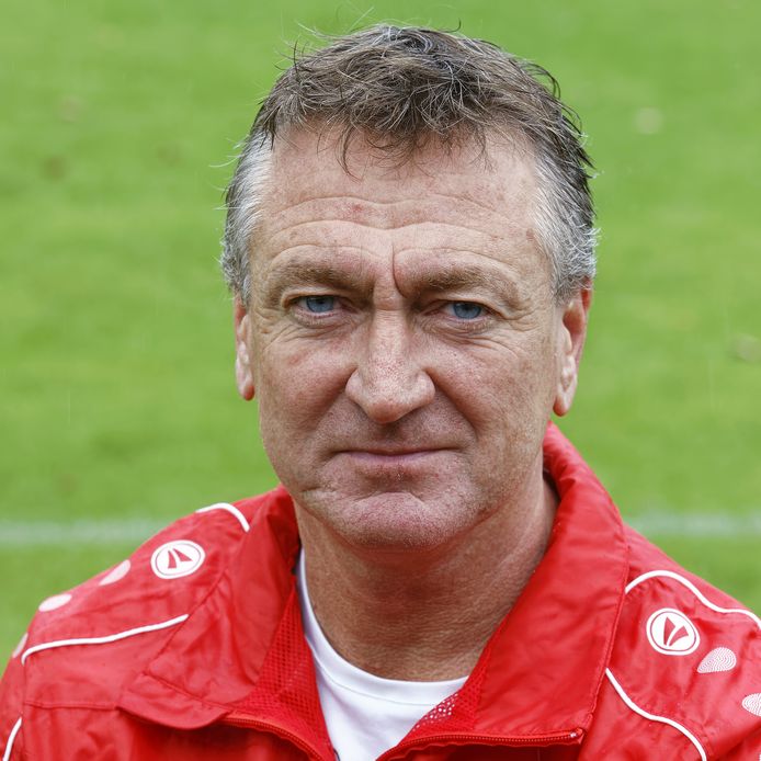 Van Genderen verlaat Dussense Boys na dit seizoen | Amateurvoetbal ...