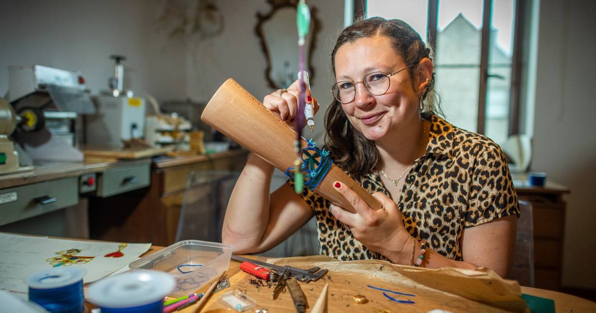 Leuvense juwelierster geeft Maria van Scherpenheuvel na 25 jaar nieuwe ...
