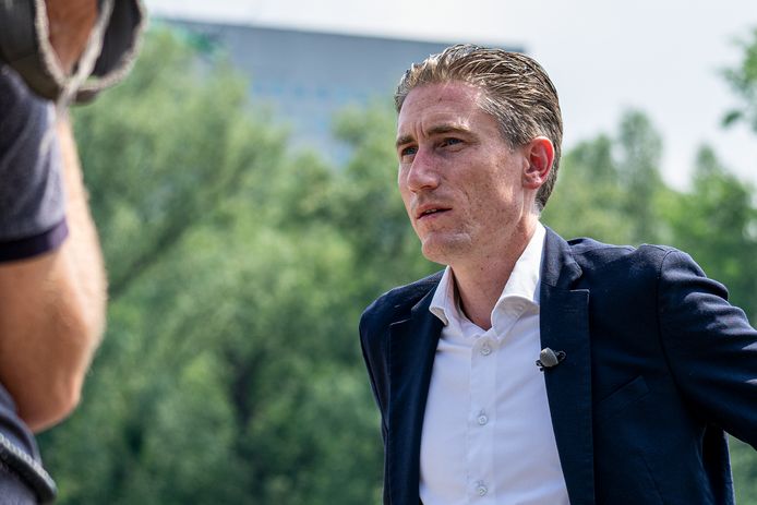 Twee promoties naar de eredivisie, twee keer een vertrek: deze ...