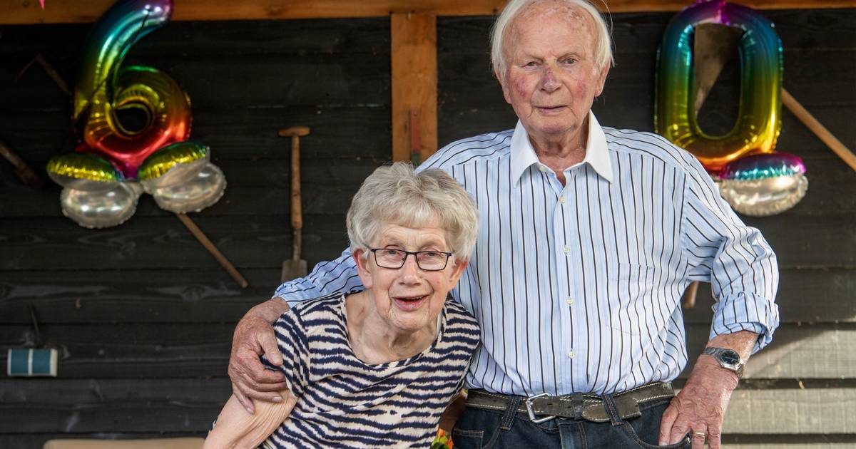 Voor Henk en Dini begon het ruim 60 jaar geleden met bliksem en donder ...
