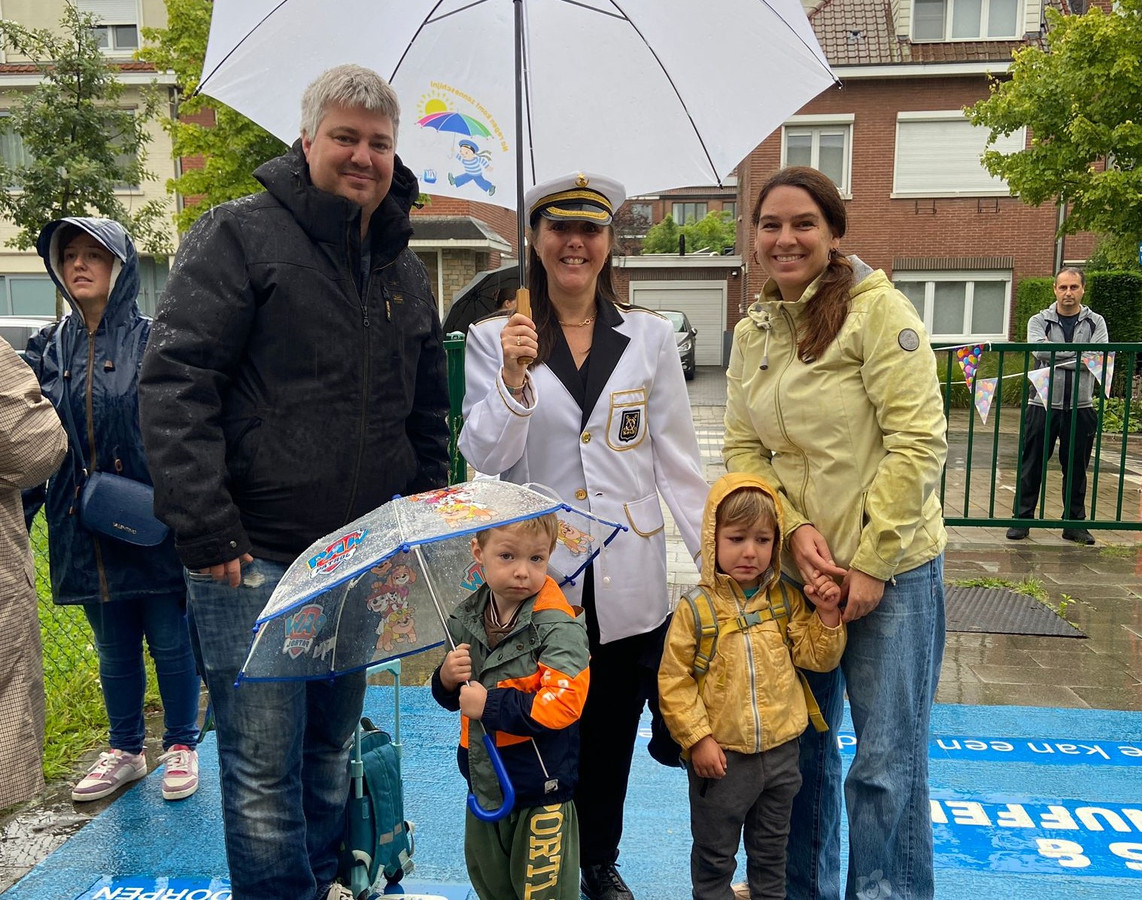 Weer of geen weer: leerlingen en leerkrachten ‘t Kofschip geven warm ...