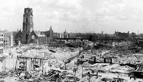 Bombardement Rotterdam herdacht | Foto | AD.nl