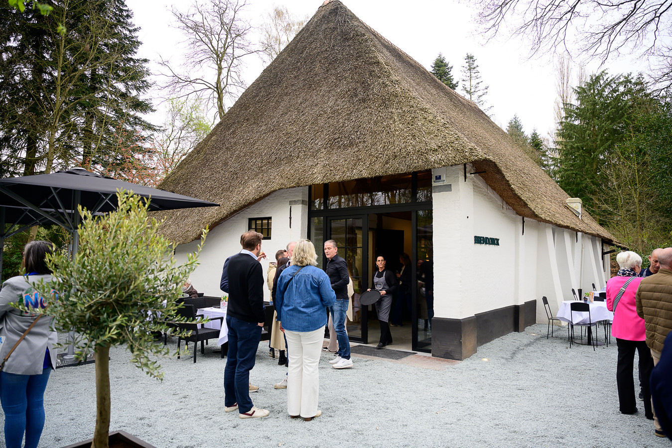 Crèmerie neemt intrek in historische Brasschaatse hoeve: “Roomijs ...