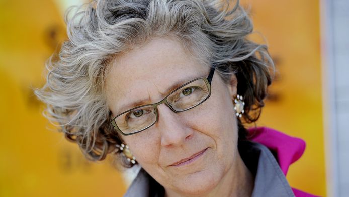 Catherine ten Bruggencate speelt weer Wilhelmina | Show | bndestem.nl