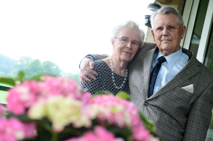 Echtpaar Van Enst 60 jaar getrouwd: geboren in het westen, gelukkig in ...
