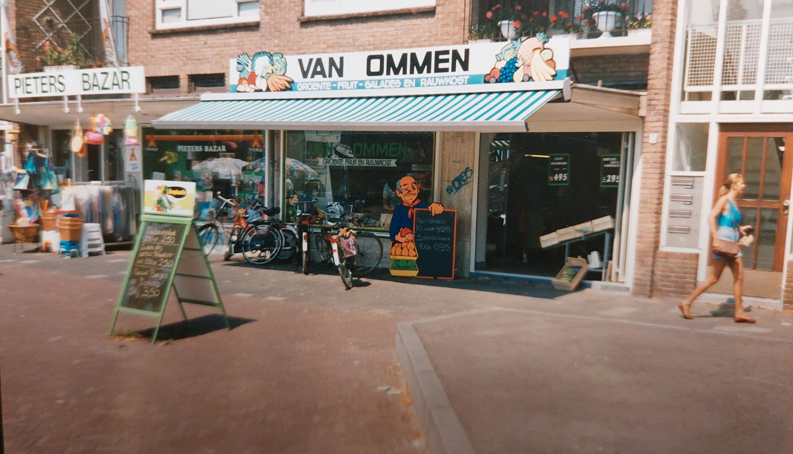Na 36 jaar geen Van Ommen Groente & Fruitzaak meer in Dordt | Foto | AD.nl