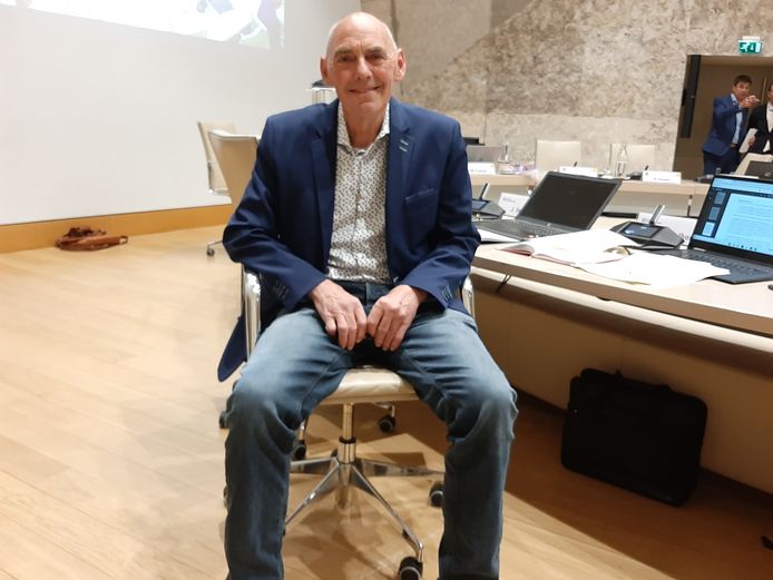 Jan Veneman: ‘Goudeerlijke vent’ uit Hulsen al 25 jaar ‘monument van ...