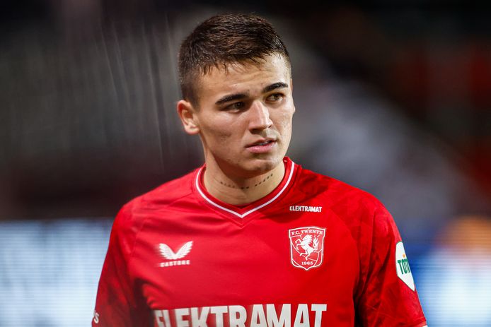 FC Twente verwacht geen Amerikaanse toestanden bij transfer Ugalde | FC ...