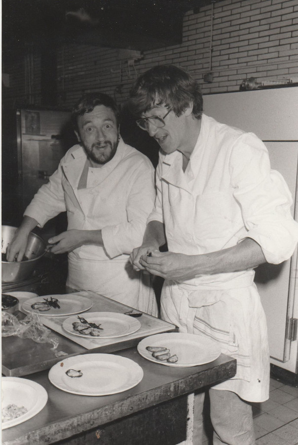 In alles een eerbetoon aan zijn overleden vader: 54 jaar na Hans heeft ...