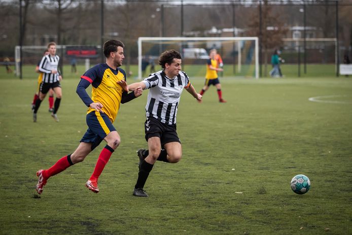 DVS wint ook derde wedstrijd op rij, EMK vergeet zichzelf ondanks tien ...