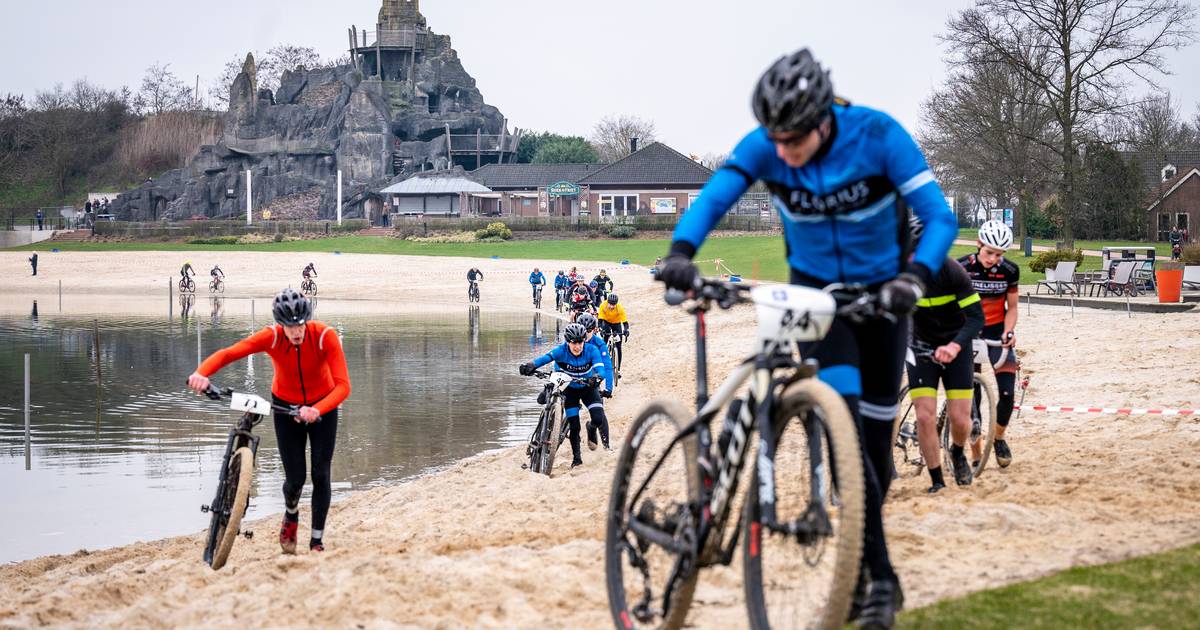 Slijtageslag op het strand van Hemelrijk smaakt voor wielerfanaten nu ...
