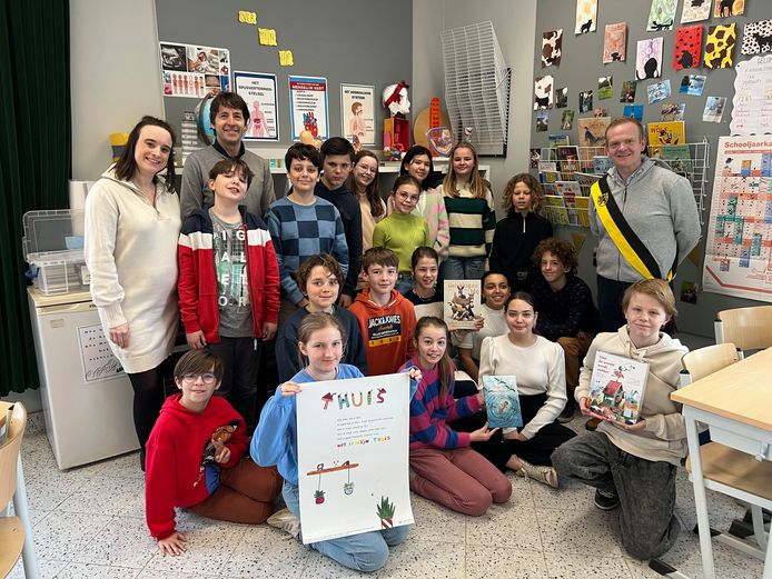 Bib Lievegem blikt terug op geslaagde poëziewedstrijd | Lievegem | hln.be