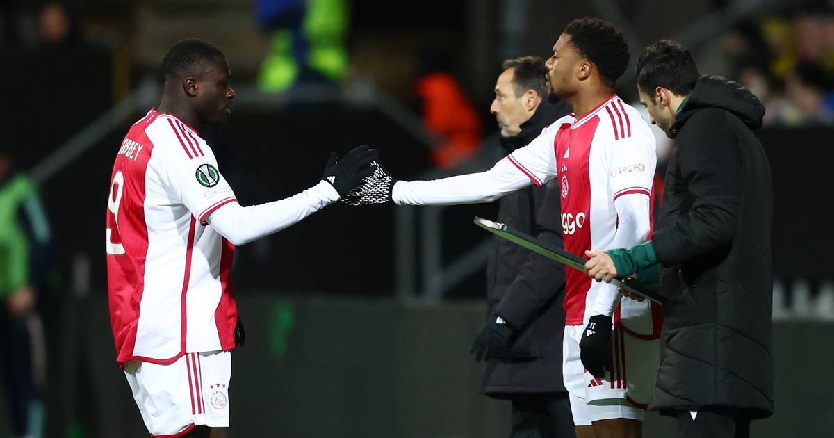 Blessure Brian Brobbey valt mee: spits mogelijk alweer inzetbaar tegen ...