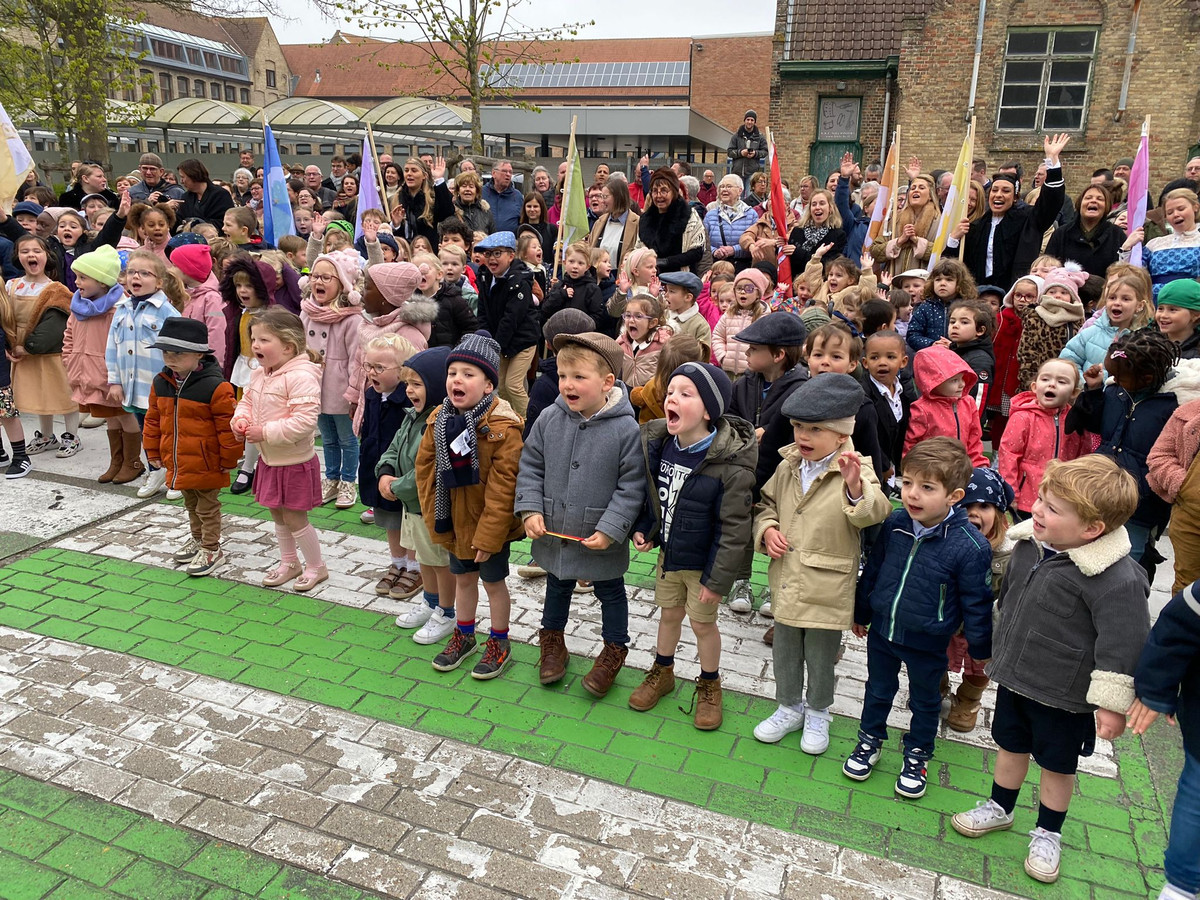 IN BEELD. Terug in de tijd op eeuwfeest basisschool Stella Maris | Foto ...
