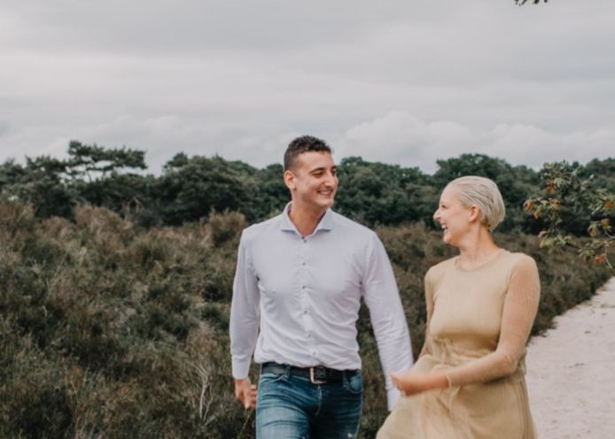 Rauwe rouw: Irmy verloor 8 weken geleden haar broer en neemt je via een ...