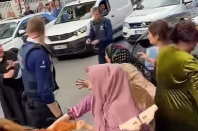 Une bagarre entre femmes rue de Brabant à Schaerbeek, la police doit intervenir | Faits divers ...