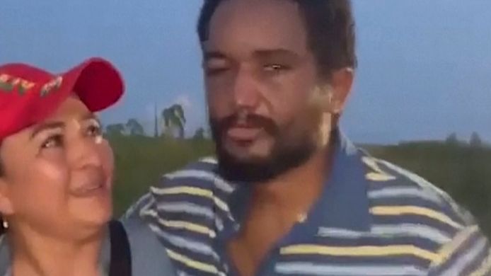 Un homme perdu dans la jungle retrouvé en vie après 31 jours | Faits ...