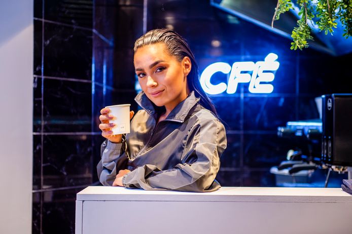 IN BEELD. ‘Junior Eurosong’-Tonya opent eigen koffiebar | Showbizz | hln.be