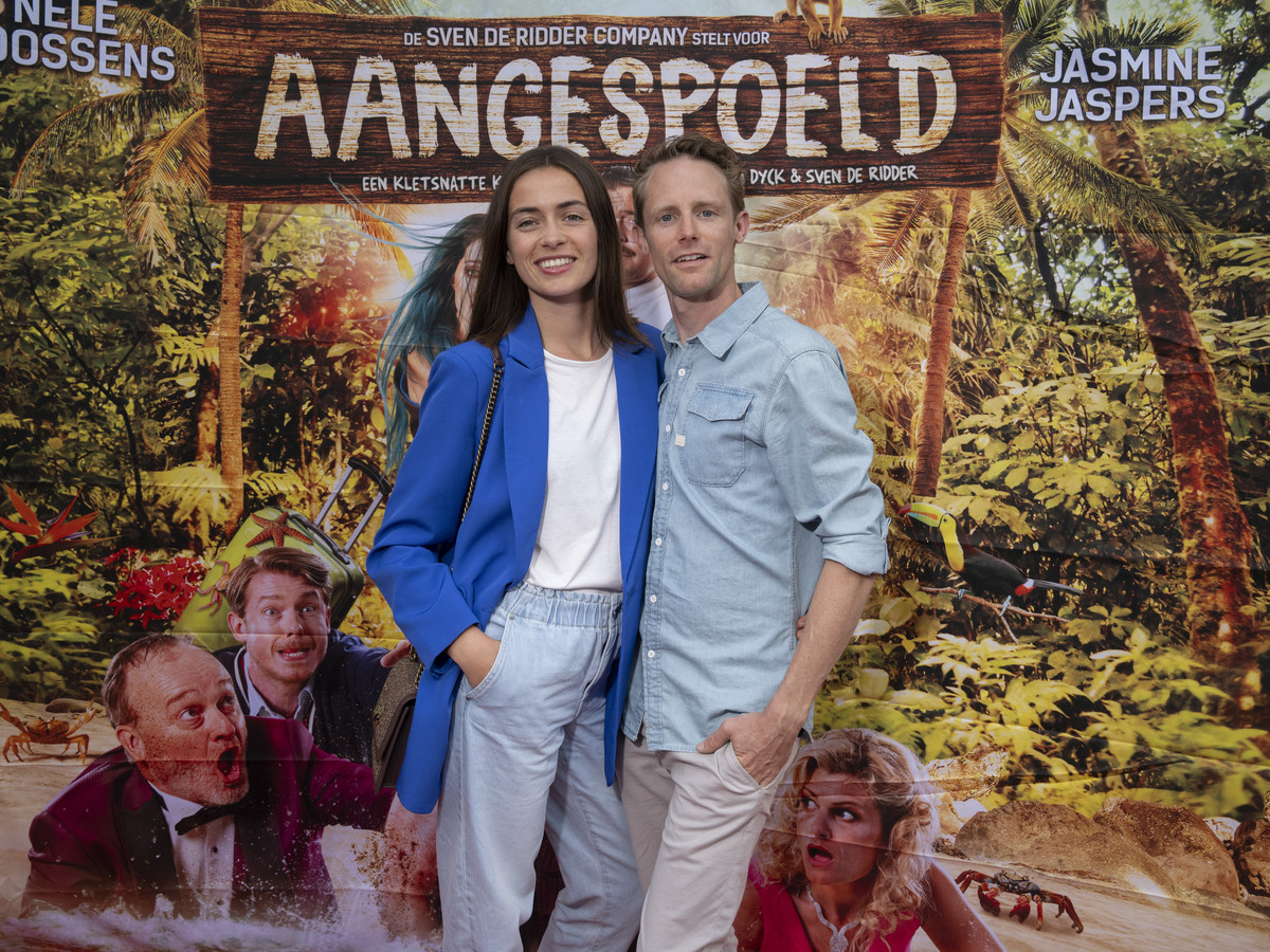 IN BEELD. Première ‘Aangespoeld’: Kim Van Oncen blikt terug op ...