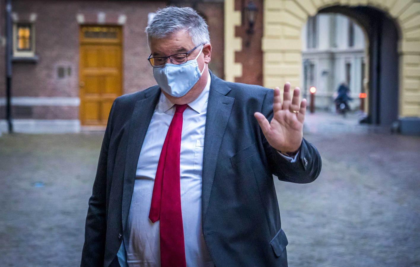 Bruls na ‘rustige’ nacht: ‘Kabinet, pak nu door met algeheel ...