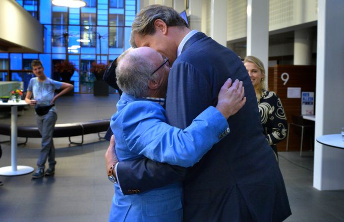 Veenendaal neemt afscheid van burgemeester Wouter Kolff: 'Jammer dat ...