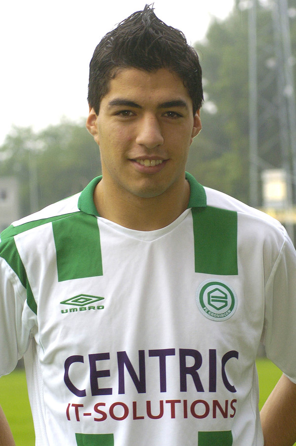 'Suárez gaat naar psycholoog, maar het helpt niets' | Foto | pzc.nl