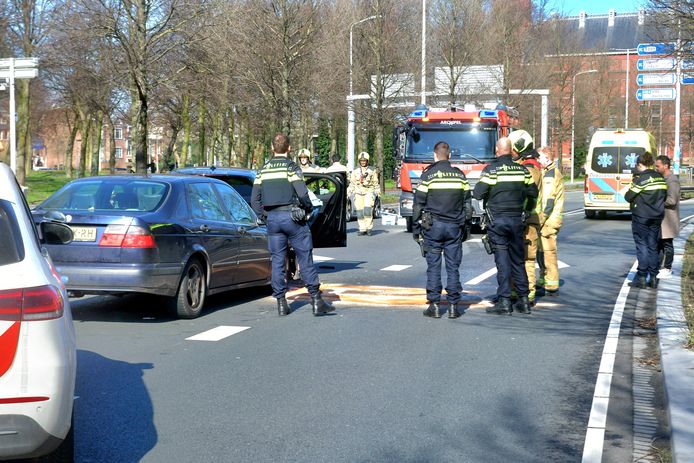 Opgelet: kop-staartbotsing op A12 in Den Haag, file de stad in | Den Haag | AD.nl
