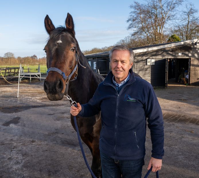 Peter reed naar Santiago de Compostella, nu rijden Almelose ruiters óp ...