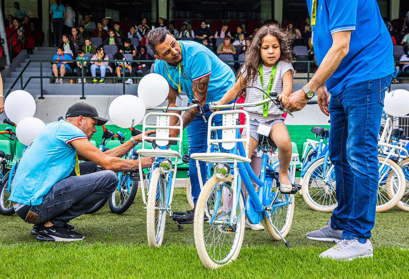 Dordtse High Five Foundation stopt er na tien jaar mee, verzorgde ...