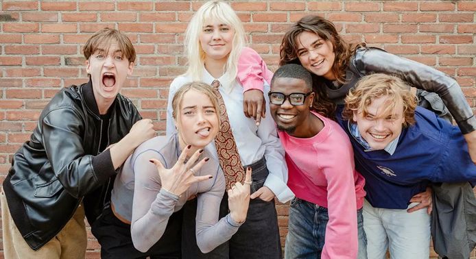 NPO-format 6Pack keert terug met nieuwe generatie tv-makers | Show | AD.nl