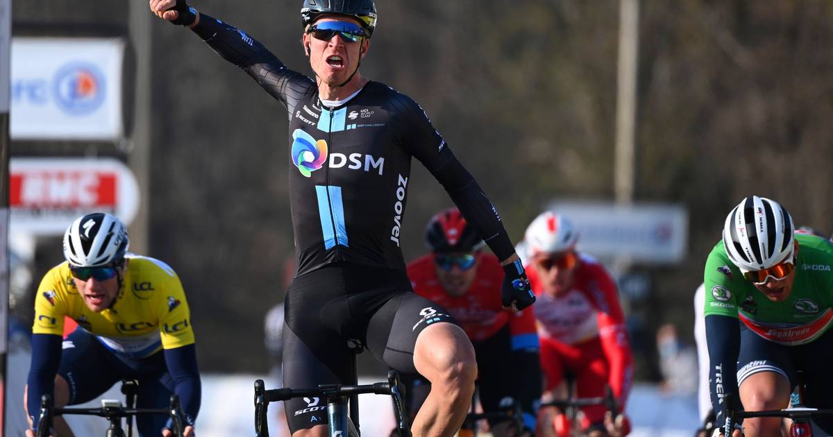 Cees Bol snelt naar winst in tweede etappe Parijs-Nice | Wielrennen ...