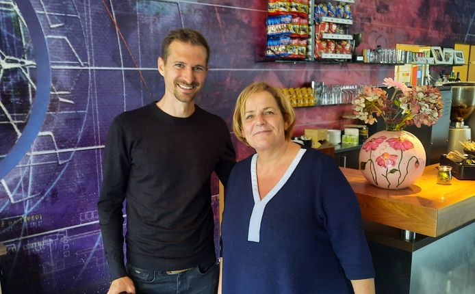 PSV ontvangt ook de beginnende trainer Daniel Schwaab met open armen ...